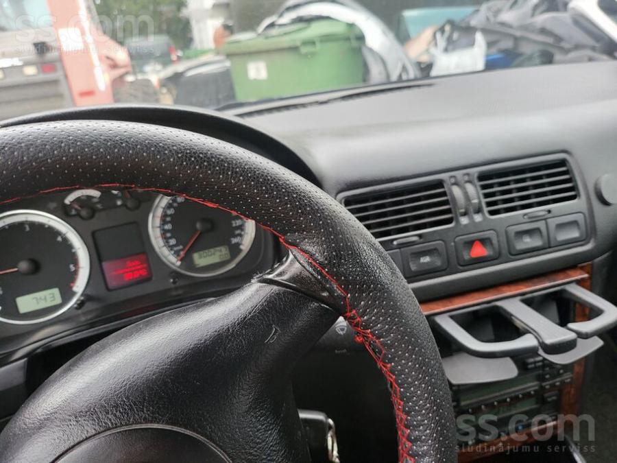 Blue Volkswagen Bora 2002 in Riga, with an engine capacity of 1.90 L and mileage of 0 thousand km for 990 €, photo 12 on AUTOMOTO.COM.LV