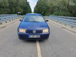 Zils Volkswagen Bora 2002 Viļņa, ar dzinēja tilpumu 1.90 L un nobraukumu 350 tūkst. km par 499 €, foto 4 vietnē AUTOMOTO.COM.LV
