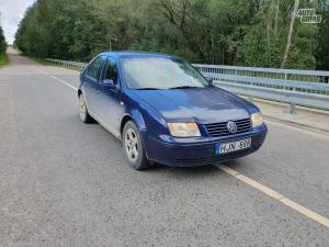 Zils Volkswagen Bora 2002 Viļņa, ar dzinēja tilpumu 1.90 L un nobraukumu 350 tūkst. km par 499 €, foto 5 vietnē AUTOMOTO.COM.LV