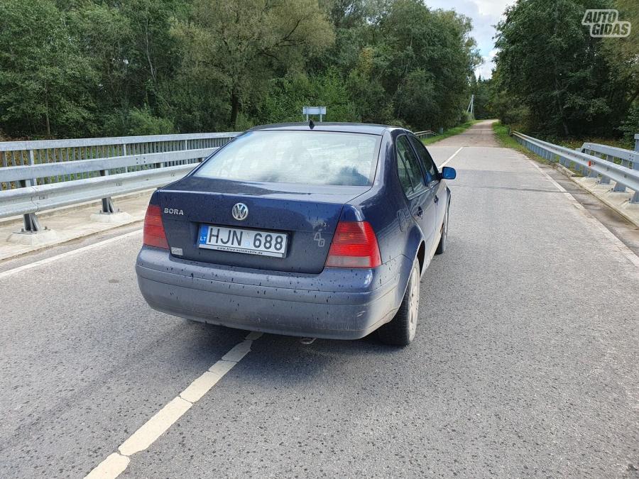 Zils Volkswagen Bora 2002 Viļņa, ar dzinēja tilpumu 1.90 L un nobraukumu 350 tūkst. km par 499 €, foto 8 vietnē AUTOMOTO.COM.LV