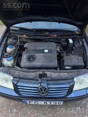 Zils Volkswagen Bora 2004 Liepāja, ar dzinēja tilpumu 1.60 L un nobraukumu 243 tūkst. km par 580 €, foto 9 vietnē AUTOMOTO.COM.LV