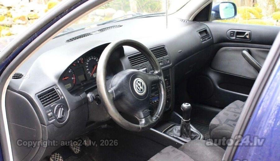 Zils Volkswagen Bora 2000 Tallina, ar dzinēja tilpumu 1.90 L un nobraukumu 381 tūkst. km par 1999 €, foto 3 vietnē AUTOMOTO.COM.LV