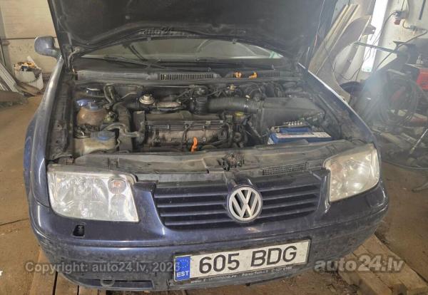 Zils Volkswagen Bora 2000 Tallina, ar dzinēja tilpumu 1.90 L un nobraukumu 381 tūkst. km par 1999 €, foto 8 vietnē AUTOMOTO.COM.LV