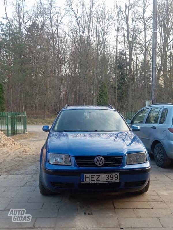 Zils Volkswagen Bora 2000 Kauņa, ar dzinēja tilpumu 1.90 L un nobraukumu 270 tūkst. km par 1850 €, foto 1 vietnē AUTOMOTO.COM.LV
