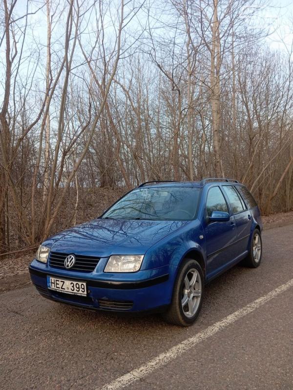 Zils Volkswagen Bora 2000 Kauņa, ar dzinēja tilpumu 1.90 L un nobraukumu 270 tūkst. km par 1850 €, foto 3 vietnē AUTOMOTO.COM.LV