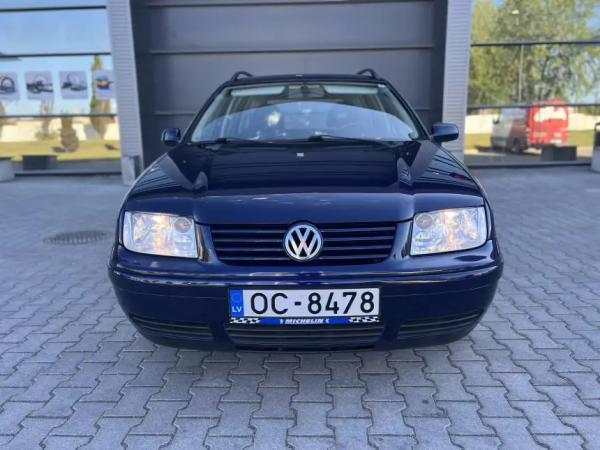 Zils Volkswagen Bora 2000 Jēkabpils, ar dzinēja tilpumu 1.60 L un nobraukumu 193 tūkst. km par 2550 €, foto 4 vietnē AUTOMOTO.COM.LV