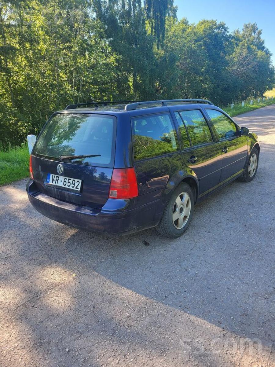 Zils Volkswagen Bora 2000 Aizkraukle, ar dzinēja tilpumu 1.90 L un nobraukumu 334 tūkst. km par 750 €, foto 5 vietnē AUTOMOTO.COM.LV