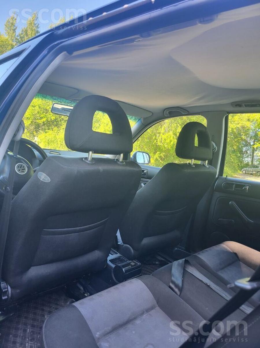 Zils Volkswagen Bora 2000 Aizkraukle, ar dzinēja tilpumu 1.90 L un nobraukumu 334 tūkst. km par 750 €, foto 9 vietnē AUTOMOTO.COM.LV