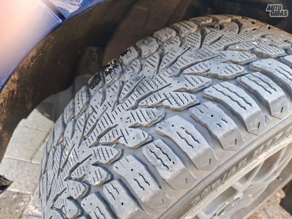 Zils Volkswagen Bora 2000 Širvintos, ar dzinēja tilpumu 1.90 L un nobraukumu 425 tūkst. km par 1050 €, foto 9 vietnē AUTOMOTO.COM.LV