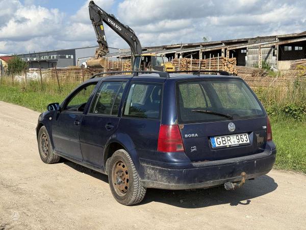 Blue Volkswagen Bora 2000 in Vilnius, with an engine capacity of 1.90 L and mileage of 370 thousand km for 850 €, photo 6 on AUTOMOTO.COM.LV