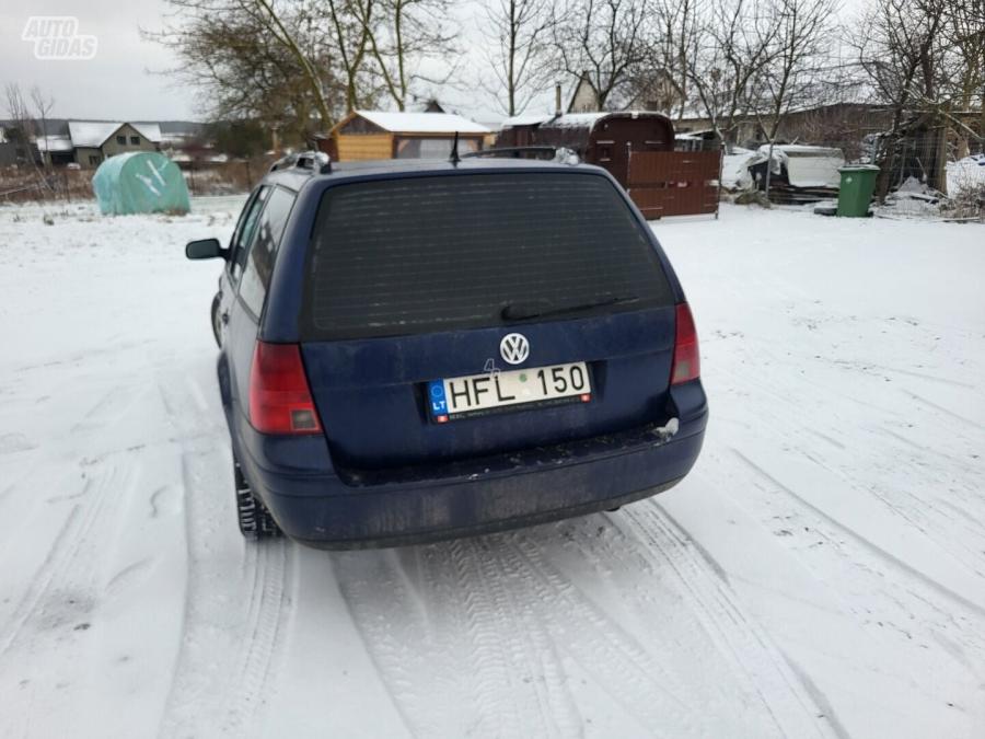 Blue Volkswagen Bora 2002 in Vilnius, with an engine capacity of 1.90 L and mileage of 286 thousand km for 550 €, photo 2 on AUTOMOTO.COM.LV