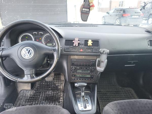 Zils Volkswagen Bora 2002 Viļņa, ar dzinēja tilpumu 1.90 L un nobraukumu 286 tūkst. km par 550 €, foto 6 vietnē AUTOMOTO.COM.LV