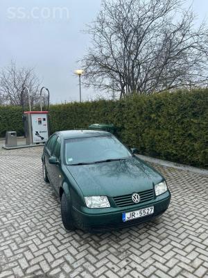 Zaļš Volkswagen Bora 1999 Ogre, ar dzinēja tilpumu 1.90 L un nobraukumu 404 tūkst. km par 600 €, foto  vietnē AUTOMOTO.COM.LV