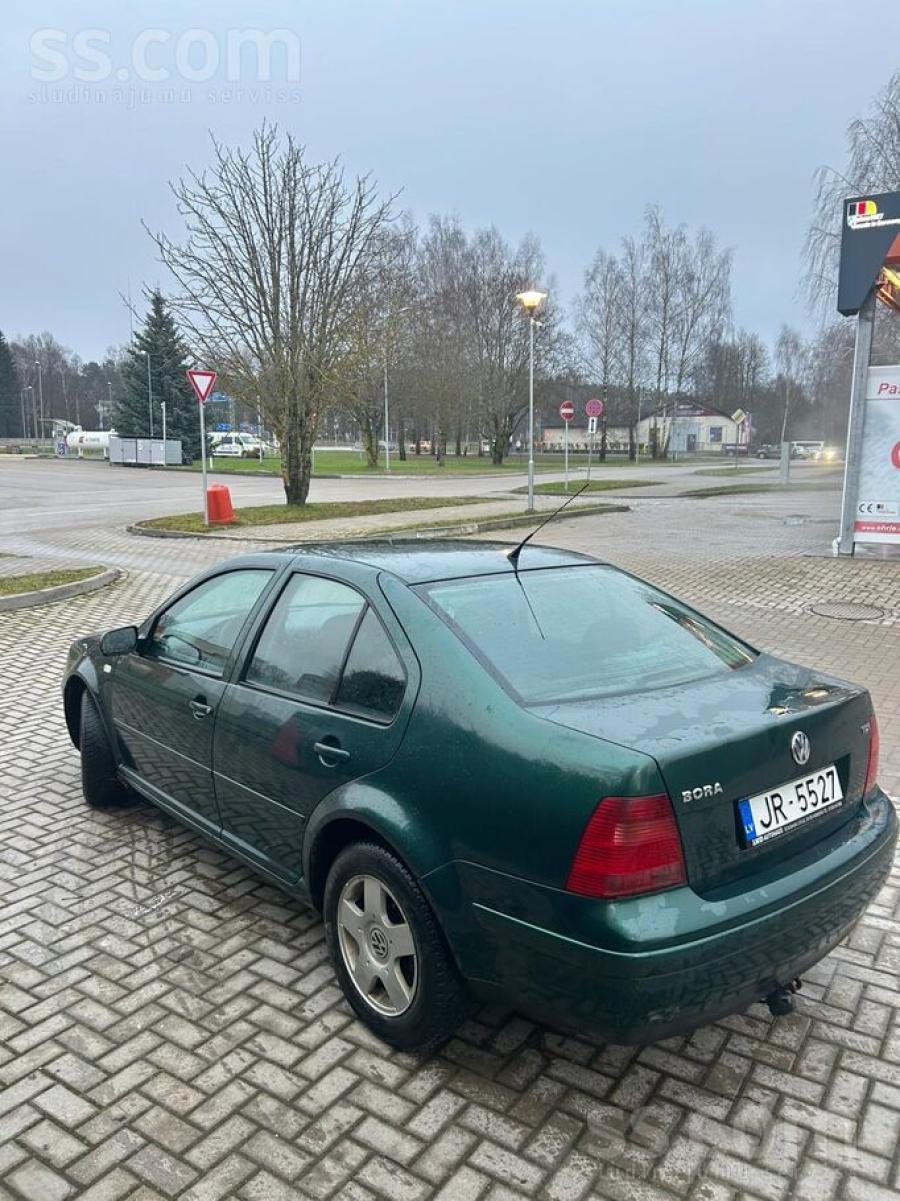 Green Volkswagen Bora 1999 in Ogre, with an engine capacity of 1.90 L and mileage of 404 thousand km for 600 €, photo 3 on AUTOMOTO.COM.LV