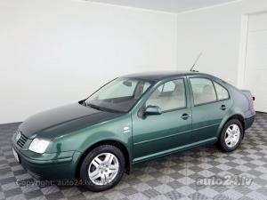 Green Volkswagen Bora 1999 in Tallinn, with an engine capacity of 1.60 L and mileage of 145 thousand km for 899 €, photo 2 on AUTOMOTO.COM.LV