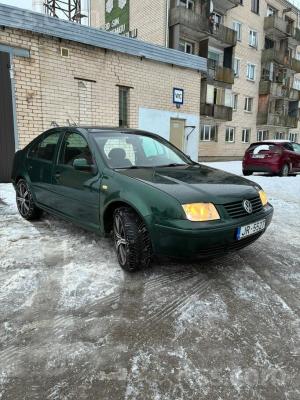 Zaļš Volkswagen Bora 1999 Rīga, ar dzinēja tilpumu 1.90 L un nobraukumu 400 tūkst. km par 1250 €, foto 3 vietnē AUTOMOTO.COM.LV