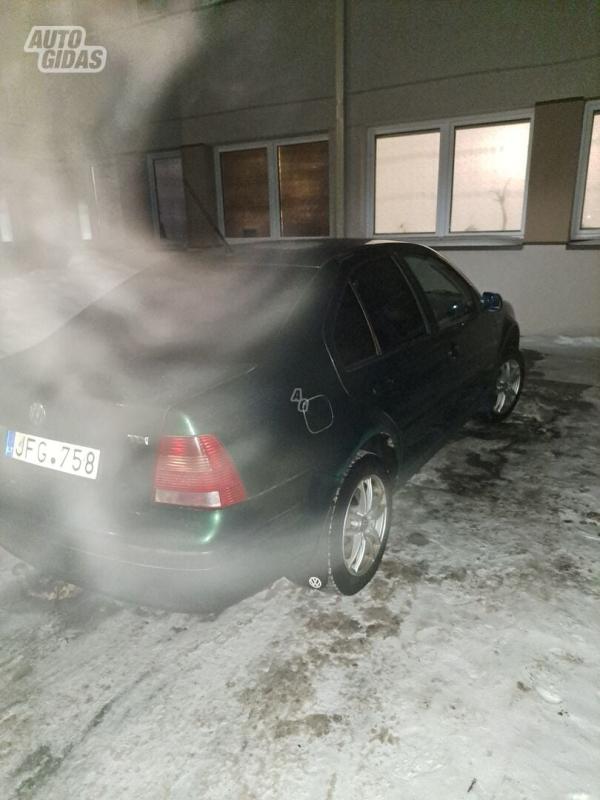 Zaļš Volkswagen Bora 1999 Radviliškis, ar dzinēja tilpumu 1.90 L un nobraukumu 470 tūkst. km par 850 €, foto 4 vietnē AUTOMOTO.COM.LV