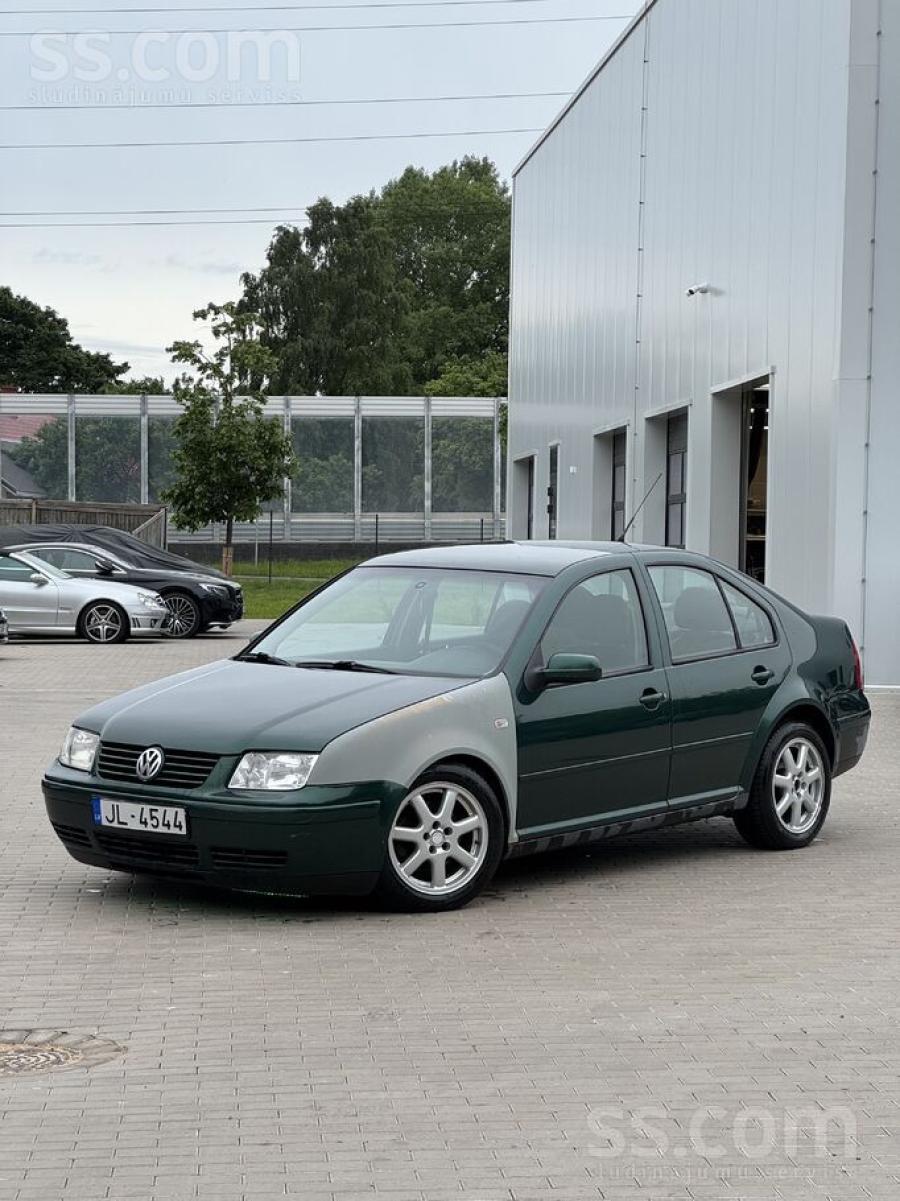 Zaļš Volkswagen Bora 2000 Rīga, ar dzinēja tilpumu 1.90 L un nobraukumu 292 tūkst. km par 1200 €, foto 1 vietnē AUTOMOTO.COM.LV