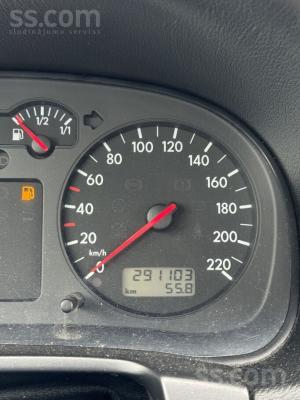 Zaļš Volkswagen Bora 2000 Rīga, ar dzinēja tilpumu 1.90 L un nobraukumu 292 tūkst. km par 1200 €, foto 10 vietnē AUTOMOTO.COM.LV