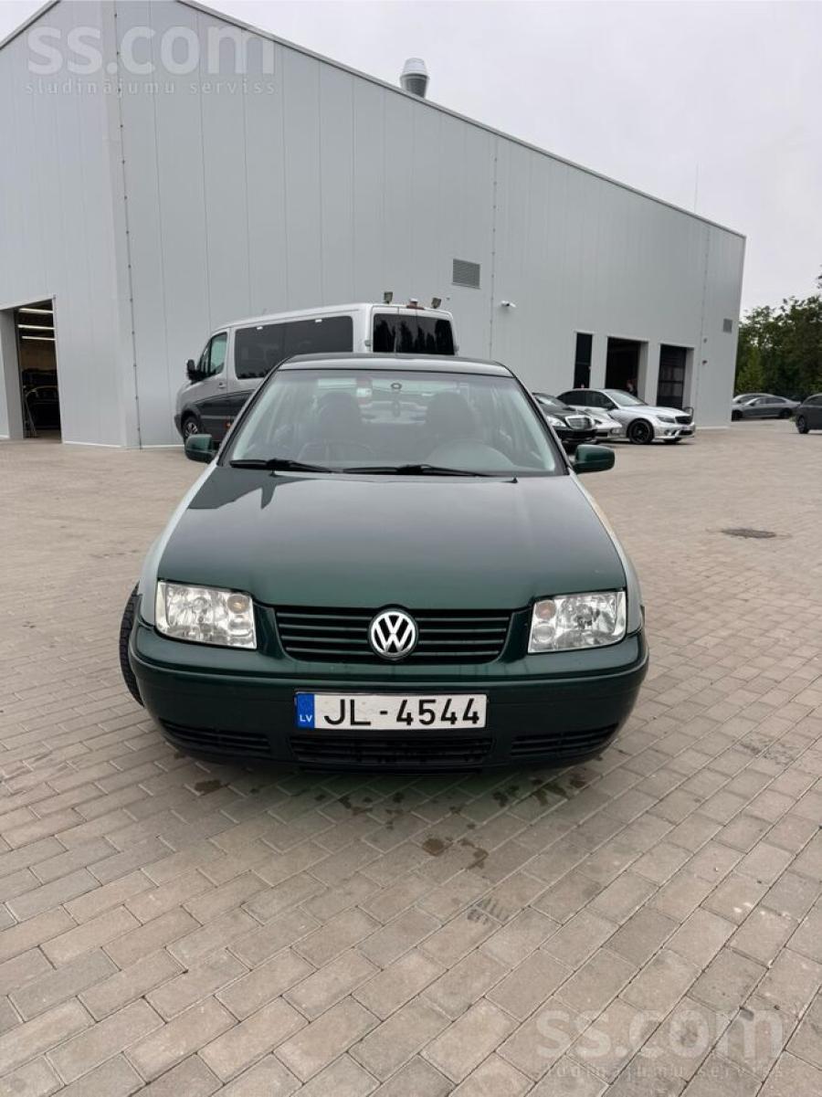 Zaļš Volkswagen Bora 2000 Rīga, ar dzinēja tilpumu 1.90 L un nobraukumu 292 tūkst. km par 1200 €, foto 12 vietnē AUTOMOTO.COM.LV
