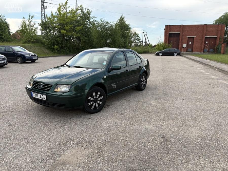 Zaļš Volkswagen Bora 2000 Anykščiai, ar dzinēja tilpumu 1.90 L un nobraukumu 479 tūkst. km par 440 €, foto 1 vietnē AUTOMOTO.COM.LV