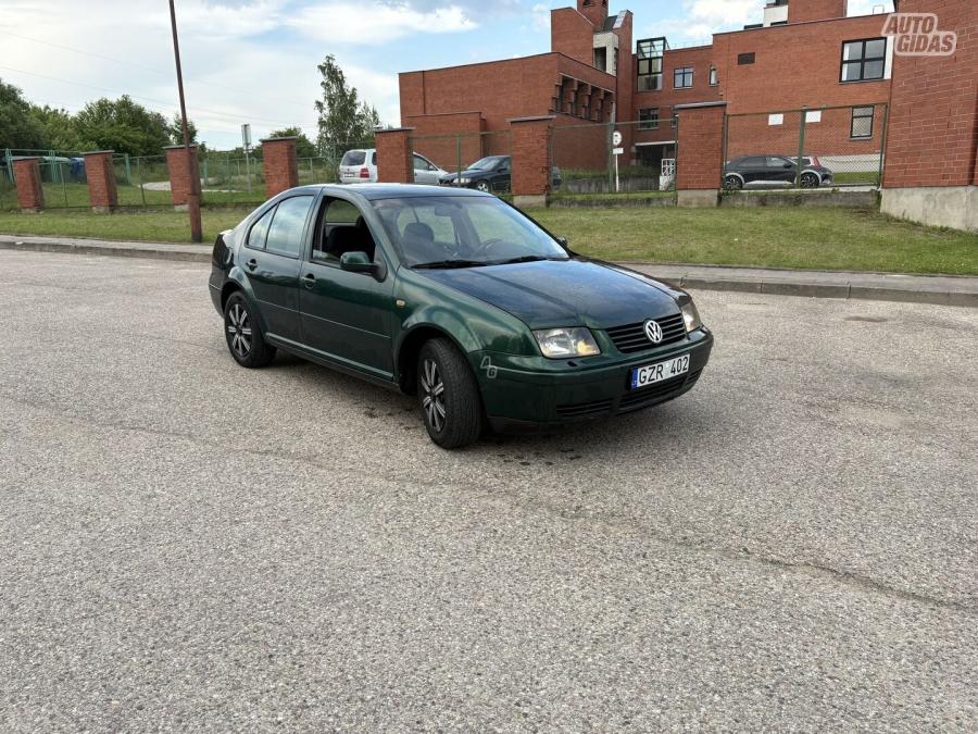 Zaļš Volkswagen Bora 2000 Anykščiai, ar dzinēja tilpumu 1.90 L un nobraukumu 479 tūkst. km par 440 €, foto 3 vietnē AUTOMOTO.COM.LV