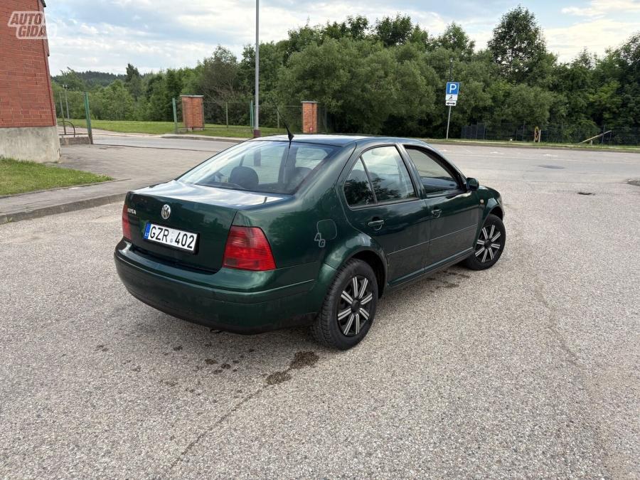 Zaļš Volkswagen Bora 2000 Anykščiai, ar dzinēja tilpumu 1.90 L un nobraukumu 479 tūkst. km par 440 €, foto 6 vietnē AUTOMOTO.COM.LV