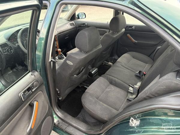 Zaļš Volkswagen Bora 2000 Anykščiai, ar dzinēja tilpumu 1.90 L un nobraukumu 479 tūkst. km par 440 €, foto 8 vietnē AUTOMOTO.COM.LV