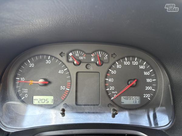 Zaļš Volkswagen Bora 2000 Anykščiai, ar dzinēja tilpumu 1.90 L un nobraukumu 479 tūkst. km par 440 €, foto 9 vietnē AUTOMOTO.COM.LV