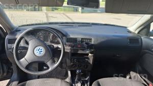 Green Volkswagen Bora 2001 in Riga, with an engine capacity of 1.60 L and mileage of 181 thousand km for 750 €, photo 3 on AUTOMOTO.COM.LV