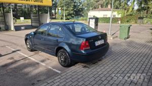 Green Volkswagen Bora 2001 in Riga, with an engine capacity of 1.60 L and mileage of 181 thousand km for 750 €, photo 7 on AUTOMOTO.COM.LV