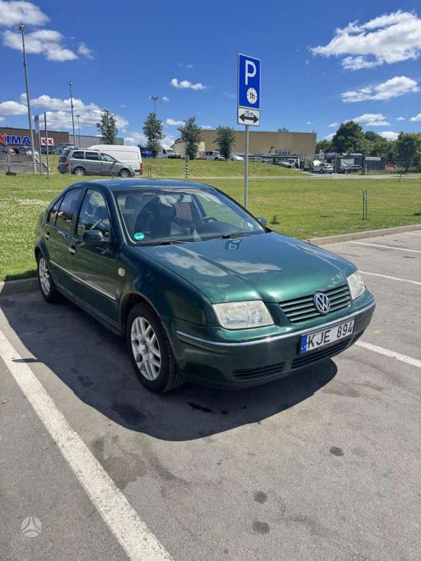 Green Volkswagen Bora 2002 in Vilnius, with an engine capacity of 1.90 L and mileage of 274 thousand km for 600 €, photo 2 on AUTOMOTO.COM.LV