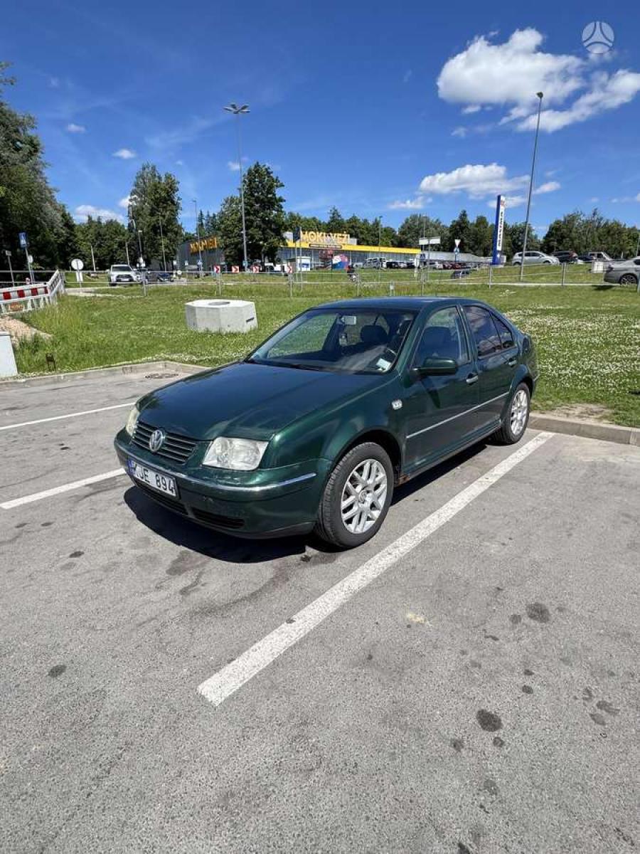 Green Volkswagen Bora 2002 in Vilnius, with an engine capacity of 1.90 L and mileage of 274 thousand km for 600 €, photo 8 on AUTOMOTO.COM.LV