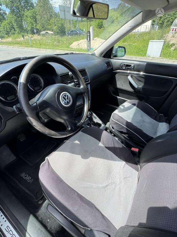 Green Volkswagen Bora 2002 in Vilnius, with an engine capacity of 1.90 L and mileage of 274 thousand km for 600 €, photo 9 on AUTOMOTO.COM.LV