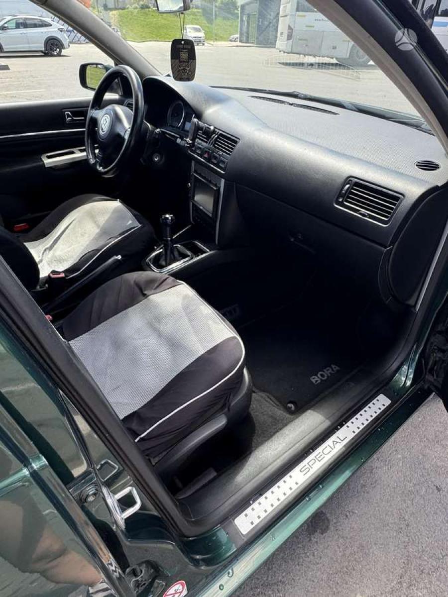 Green Volkswagen Bora 2002 in Vilnius, with an engine capacity of 1.90 L and mileage of 274 thousand km for 600 €, photo 12 on AUTOMOTO.COM.LV