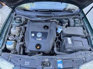 Green Volkswagen Bora 2002 in Vilnius, with an engine capacity of 1.90 L and mileage of 274 thousand km for 600 €, photo 14 on AUTOMOTO.COM.LV