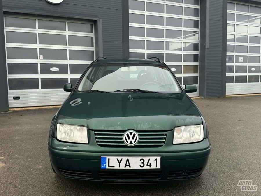 Zaļš Volkswagen Bora 2000 Panevēža, ar dzinēja tilpumu 1.90 L un nobraukumu 277 tūkst. km par 730 €, foto 3 vietnē AUTOMOTO.COM.LV