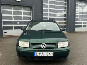 Zaļš Volkswagen Bora 2000 Panevēža, ar dzinēja tilpumu 1.90 L un nobraukumu 278 tūkst. km par 680 €, foto 3 vietnē AUTOMOTO.COM.LV