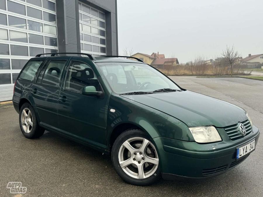 Zaļš Volkswagen Bora 2000 Panevēža, ar dzinēja tilpumu 1.90 L un nobraukumu 279 tūkst. km par 600 €, foto 1 vietnē AUTOMOTO.COM.LV