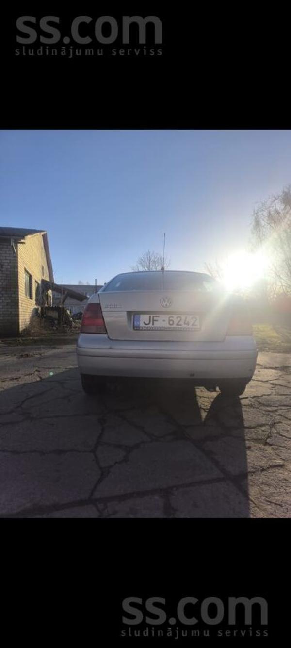 Pelēks Volkswagen Bora 1999 Jelgava, ar dzinēja tilpumu 2.00 L un nobraukumu 227 tūkst. km par 950 €, foto 7 vietnē AUTOMOTO.COM.LV