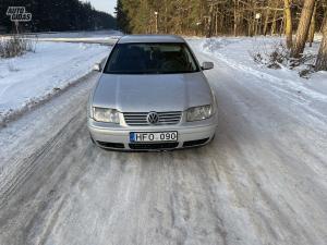 Grey Volkswagen Bora 1999 in Ukmerge, with an engine capacity of 1.90 L and mileage of 45 thousand km for 850 €, photo 3 on AUTOMOTO.COM.LV