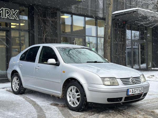 Grey Volkswagen Bora 1999 in Vilnius, with an engine capacity of 1.90 L and mileage of 466 thousand km for 1250 €, photo 2 on AUTOMOTO.COM.LV