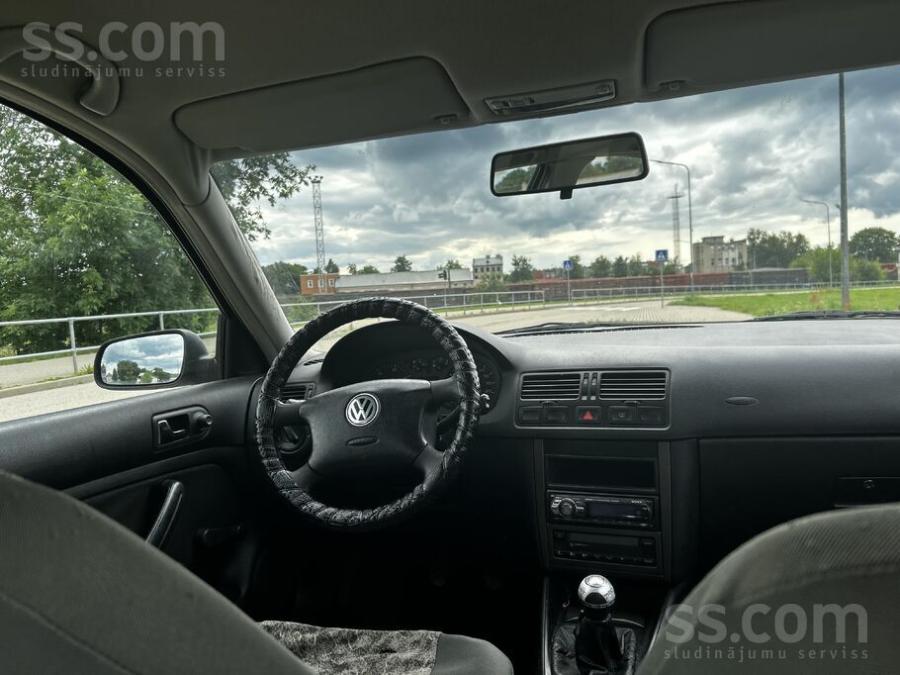Grey Volkswagen Bora 1999 in Daugavpils, with an engine capacity of 1.90 L and mileage of 310 thousand km for 1100 €, photo 9 on AUTOMOTO.COM.LV