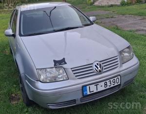Pelēks Volkswagen Bora 1999 Daugavpils, ar dzinēja tilpumu 1.80 L un nobraukumu 339 tūkst. km par 900 €, foto 4 vietnē AUTOMOTO.COM.LV