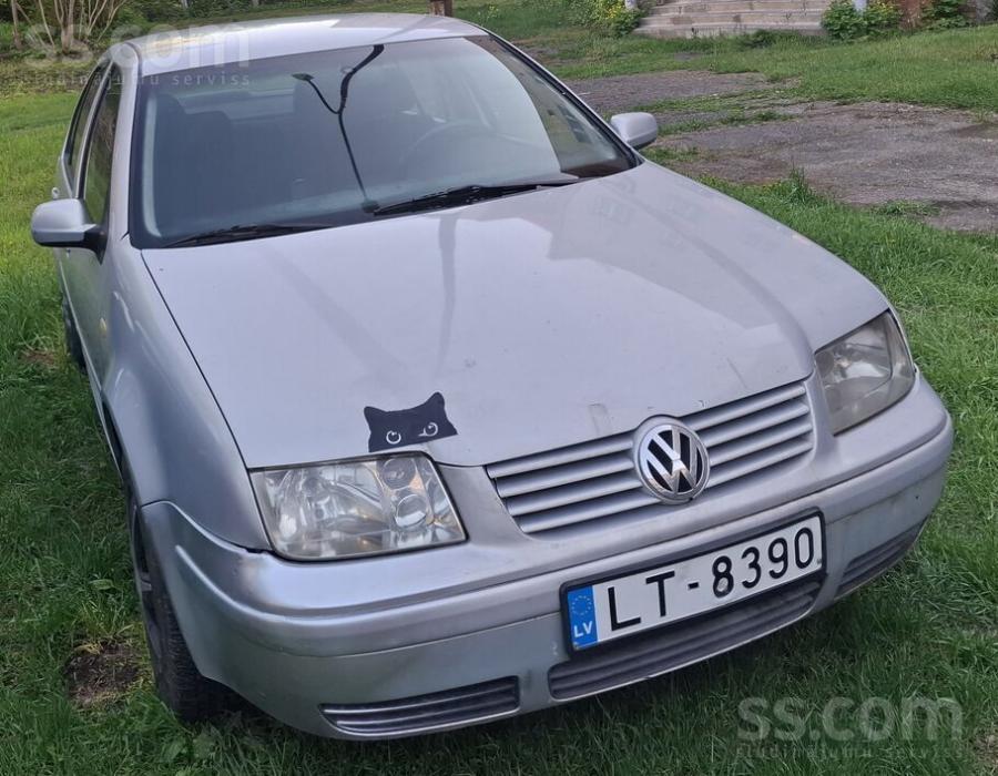 Pelēks Volkswagen Bora 1999 Daugavpils, ar dzinēja tilpumu 1.80 L un nobraukumu 339 tūkst. km par 900 €, foto 4 vietnē AUTOMOTO.COM.LV