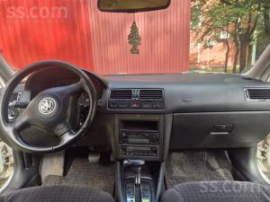 Pelēks Volkswagen Bora 1999 Rīga, ar dzinēja tilpumu 1.60 L un nobraukumu 180 tūkst. km par 1100 €, foto 3 vietnē AUTOMOTO.COM.LV