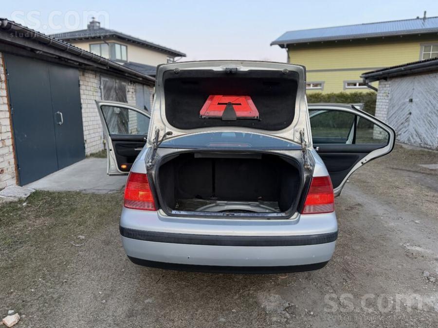 Pelēks Volkswagen Bora 2000 Jelgava, ar dzinēja tilpumu 2.00 L un nobraukumu 270 tūkst. km par 1450 €, foto 10 vietnē AUTOMOTO.COM.LV