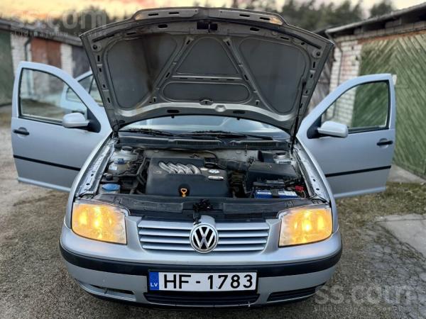Grey Volkswagen Bora 2000 in Riga, with an engine capacity of 2.00 L and mileage of 273 thousand km for 1150 €, photo 9 on AUTOMOTO.COM.LV