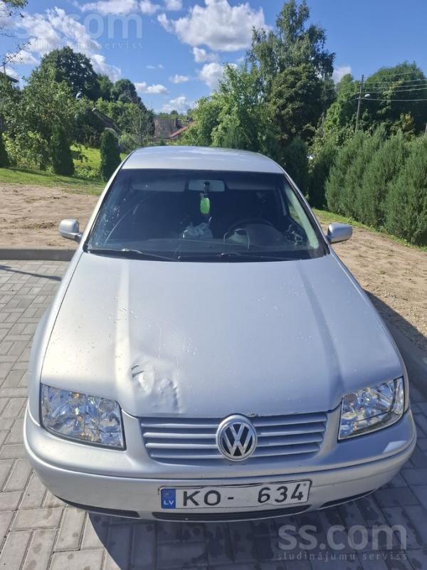 Pelēks Volkswagen Bora 2000 Jēkabpils, ar dzinēja tilpumu 1.90 L un nobraukumu 338 tūkst. km par 1300 €, foto 10 vietnē AUTOMOTO.COM.LV