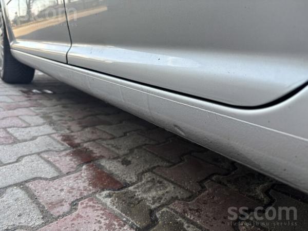 Grey Volkswagen Bora 2000 in Riga, with an engine capacity of 1.60 L and mileage of 230 thousand km for 1000 €, photo 9 on AUTOMOTO.COM.LV